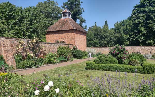 Eastcote Local - Home